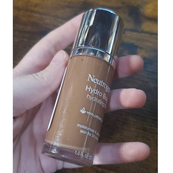 Neutrogena | Makeup | Neutrogena Hydro Boost Hydrating Tint Chestnut 35 ...